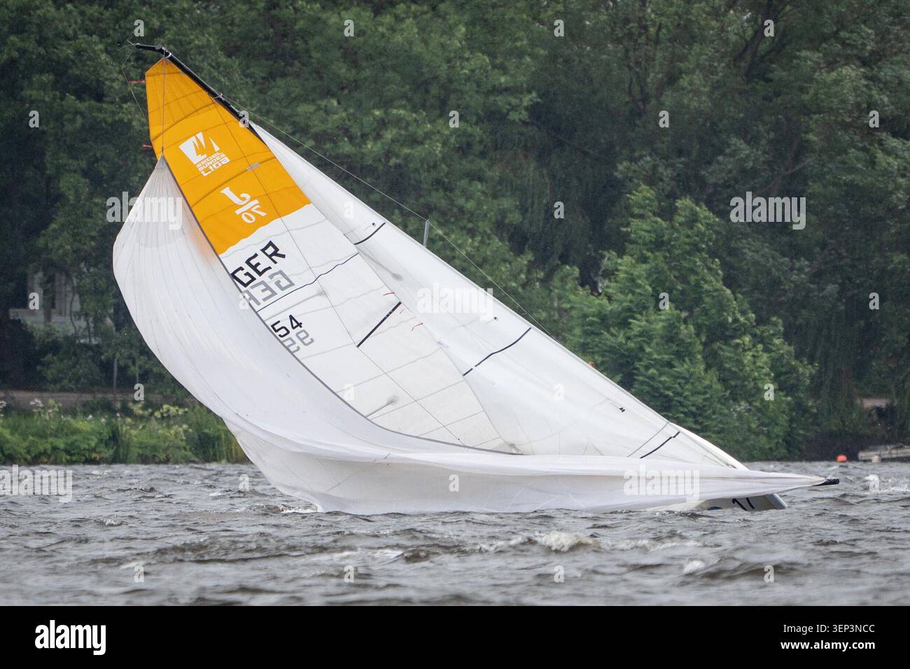 Team Garda Girls on boat 17 in race 20 Stock Photo - Alamy
