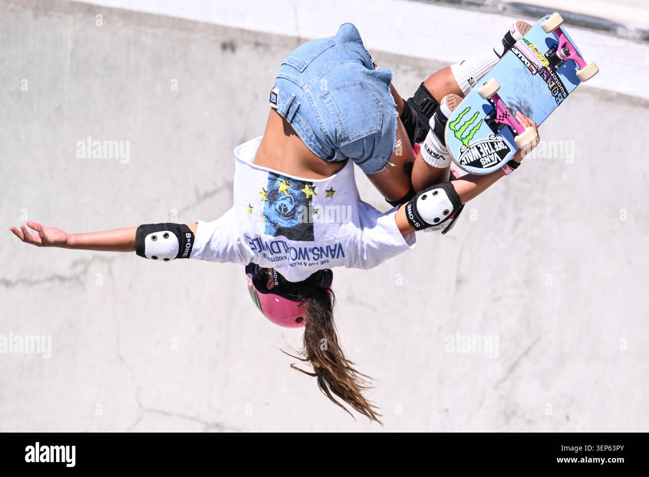 Arisa TREW (AUS) practice before the Women’s Semifinal WST World Cup ...