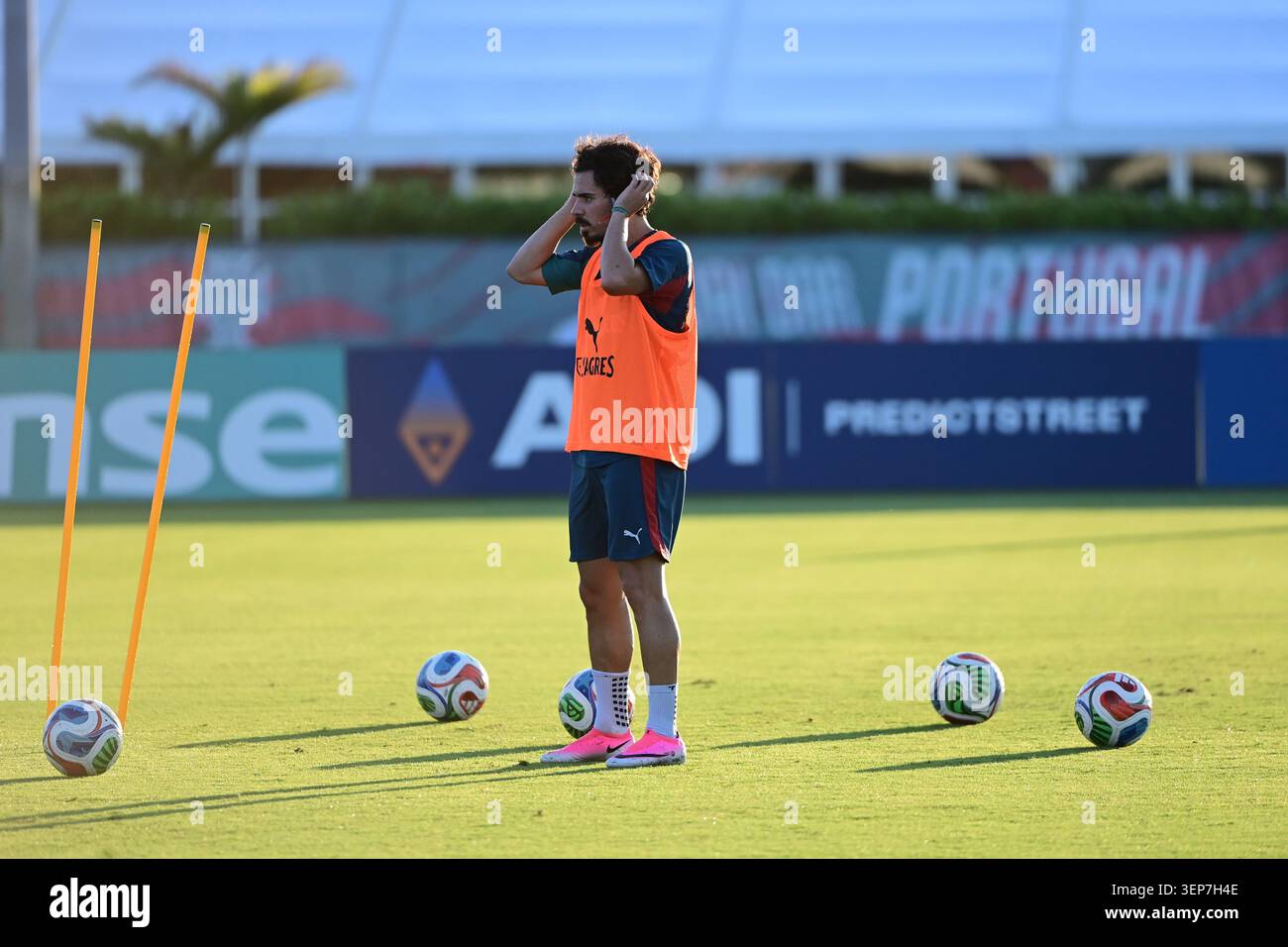 Portugal midfielder Vitinha #23 trains at the Palm Beach Gardens Tennis ...