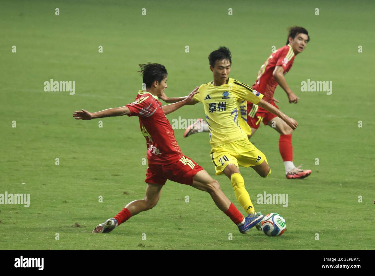 Taizhou team defeats Nantong team 1-0 at Nantong Sports and Exhibition ...