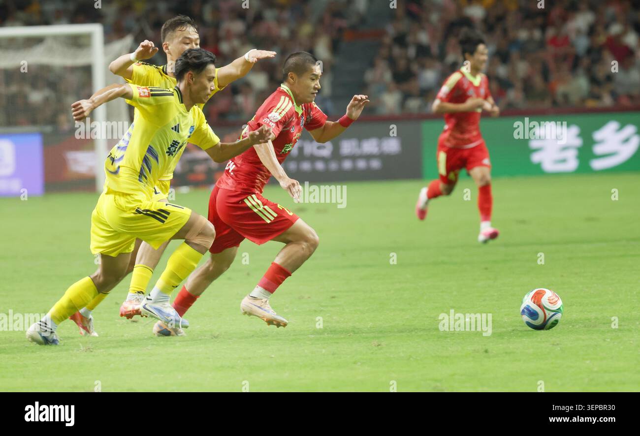 Taizhou team defeats Nantong team 1-0 at Nantong Sports and Exhibition ...