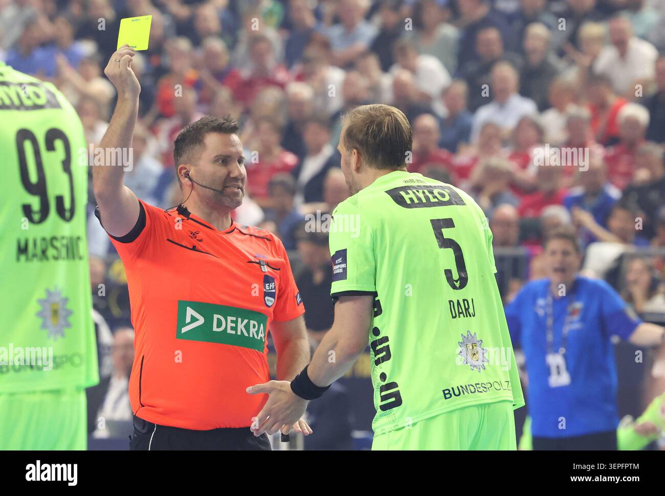 Yellow Card for Max Darj (Fuechse Berlin #05) Germany, Barca - Fuechse ...