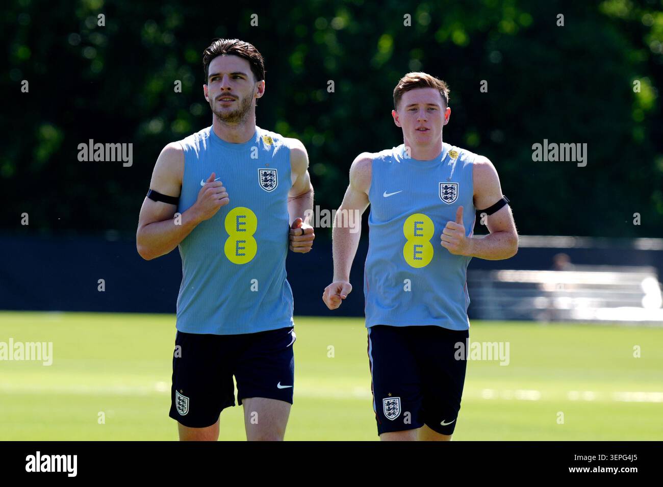 England's Declan Rice and Elliot Anderson during a training session at ...