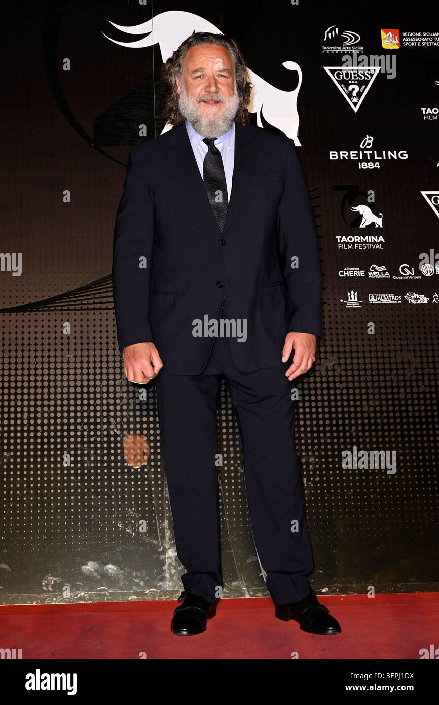 Russell Crowe 72nd Taormina Film Festival 4th Evening red carpet ...