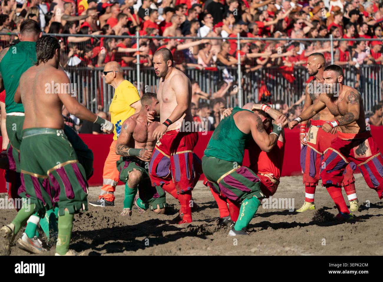 IPA85654677 - Florence, Historic Florentine Soccer Match: Reds vs ...
