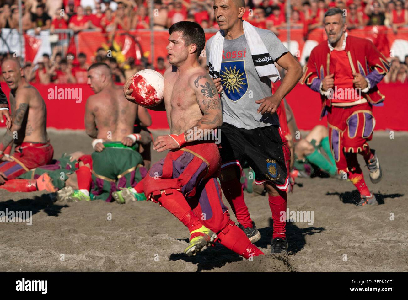 IPA85654695 - Florence, Historic Florentine Soccer Match: Reds vs ...