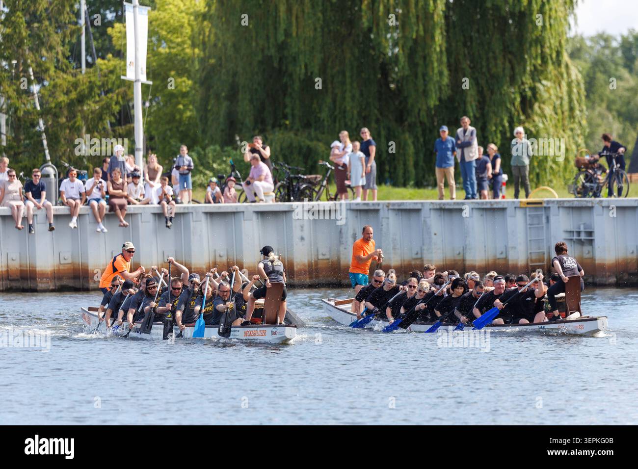 06.06.2026 - 20. Ueckermünder Haff-Sail - Drachenbootrennen - links ...