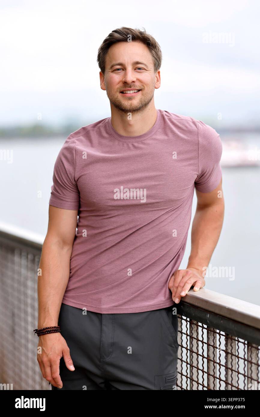 Actor Timmi Trinks (role: boat captain Mark Neumann) at a set visit for ...