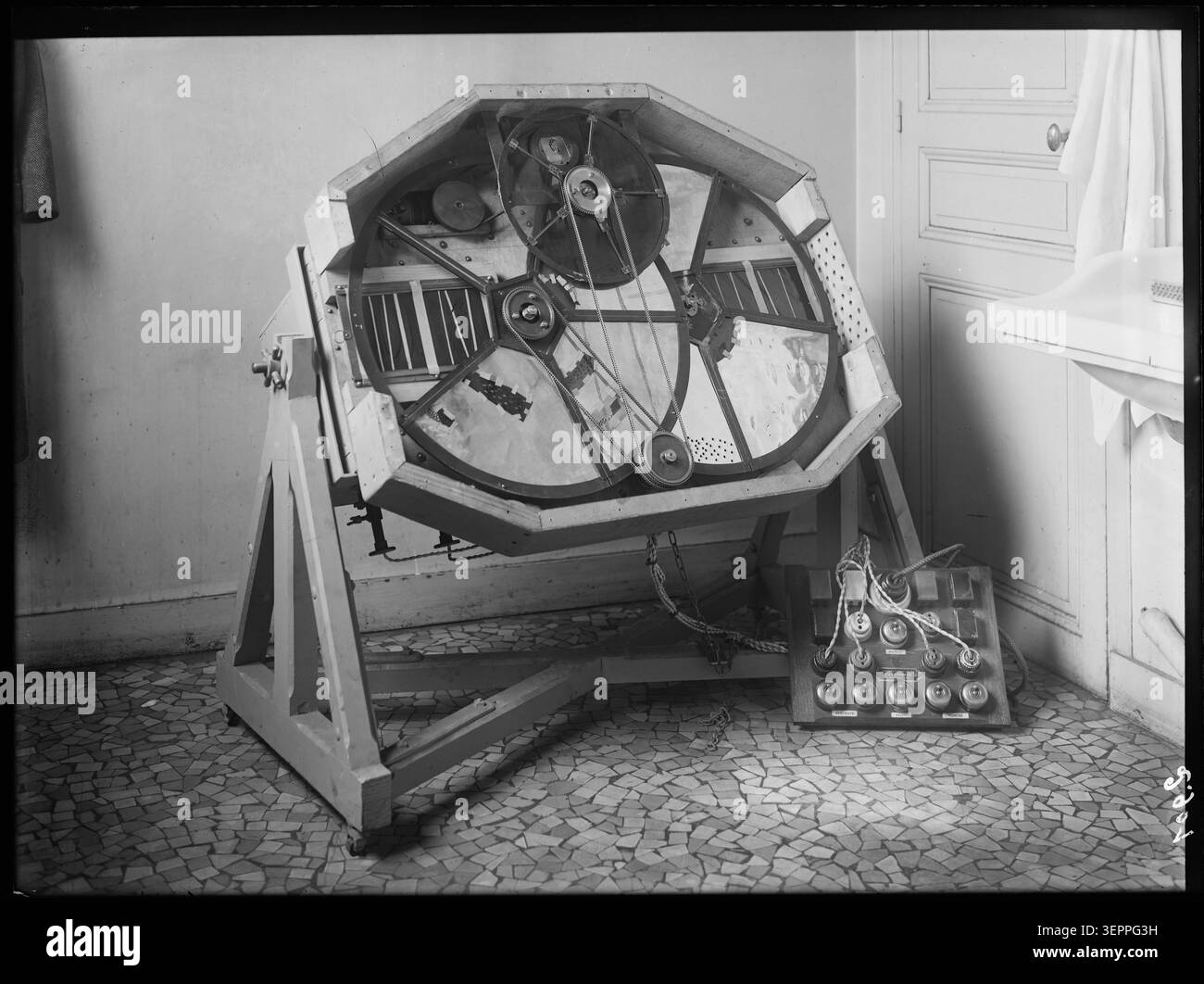 French theatre technical apparatus special effects system hi-res stock ...