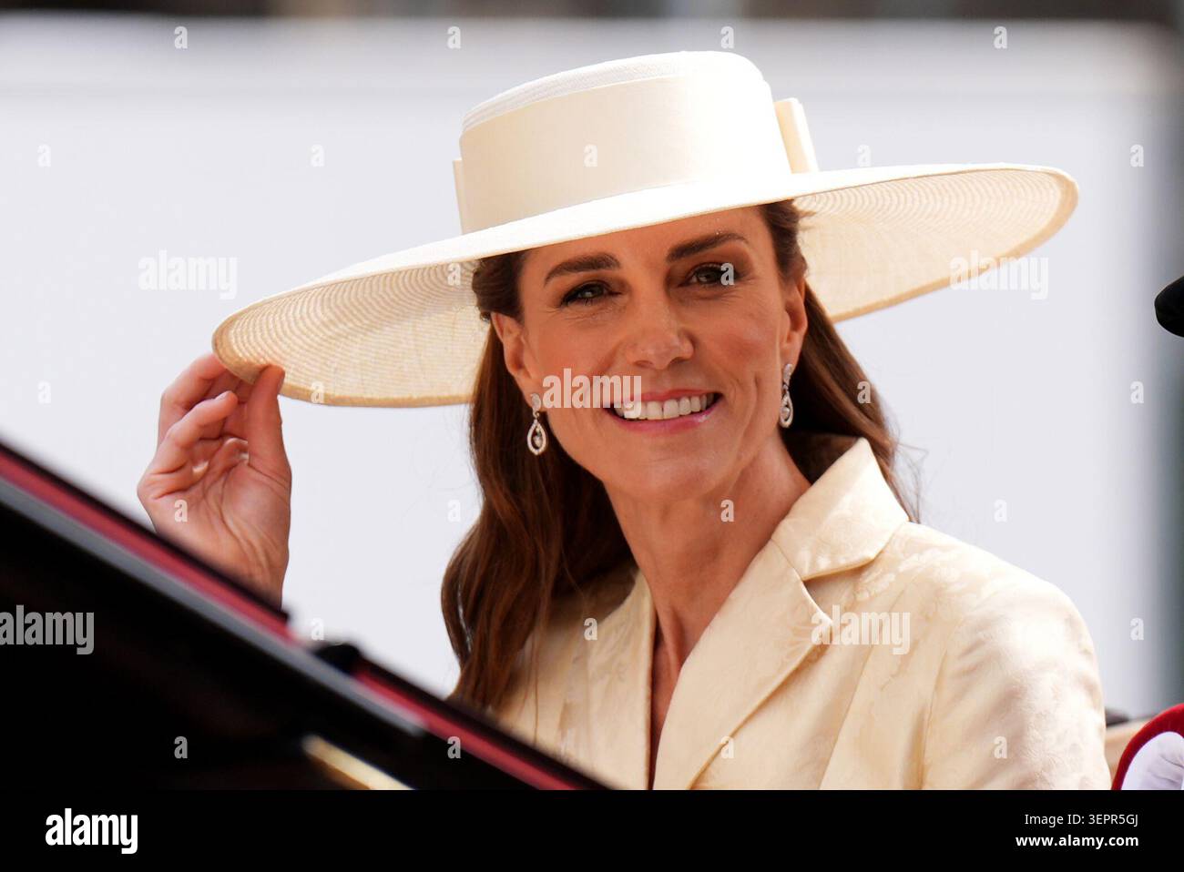 IPA85722108 - The Princess of Wales after attending the annual Order of ...