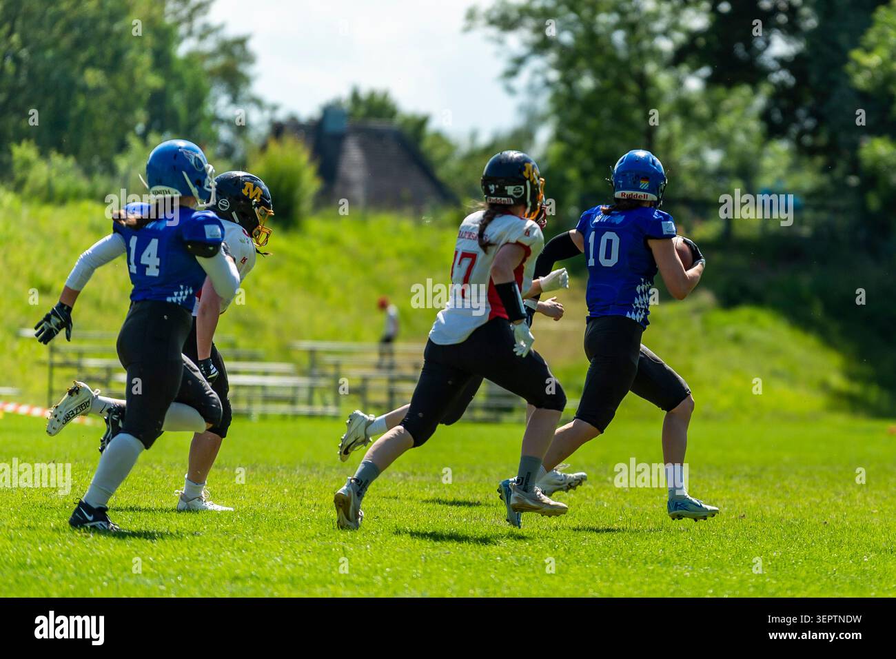 Interception von Julia Haslach (DB, Allgaeu Comets Ladies, #10 ...