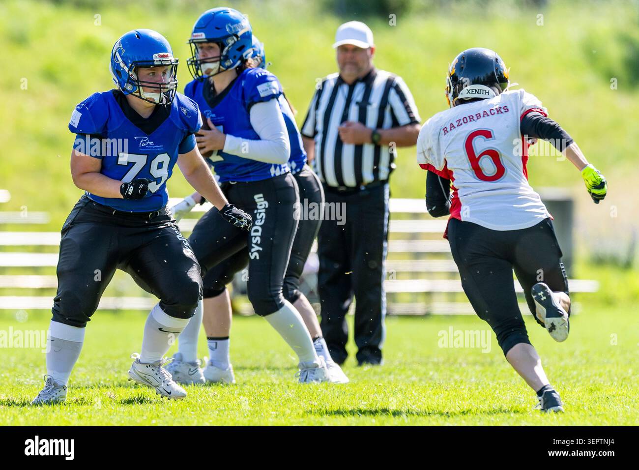 Isabell Kleiner (OL, Allgaeu Comets Ladies, #79) mit Carina Czak (DL ...