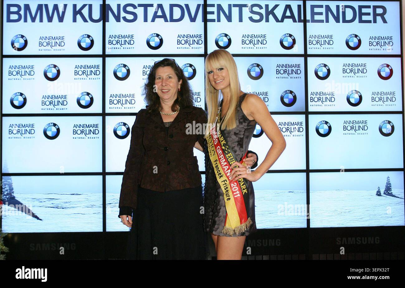 Susanne Waltermann und Anne-Kathrin Kosch - BMW Kunstadventskalender ...