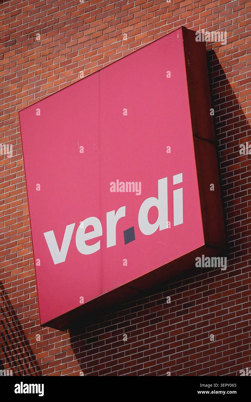 Logo von ver.di, aufgenommen in Berlin, 16.06.2026. Berlin Deutschland ...