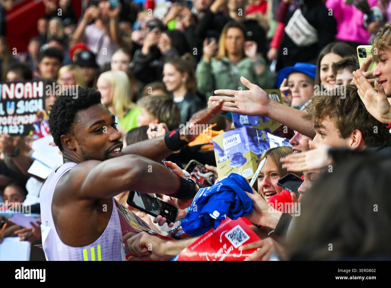 American Noah Lyles sets men's 150m world record during the Golden ...