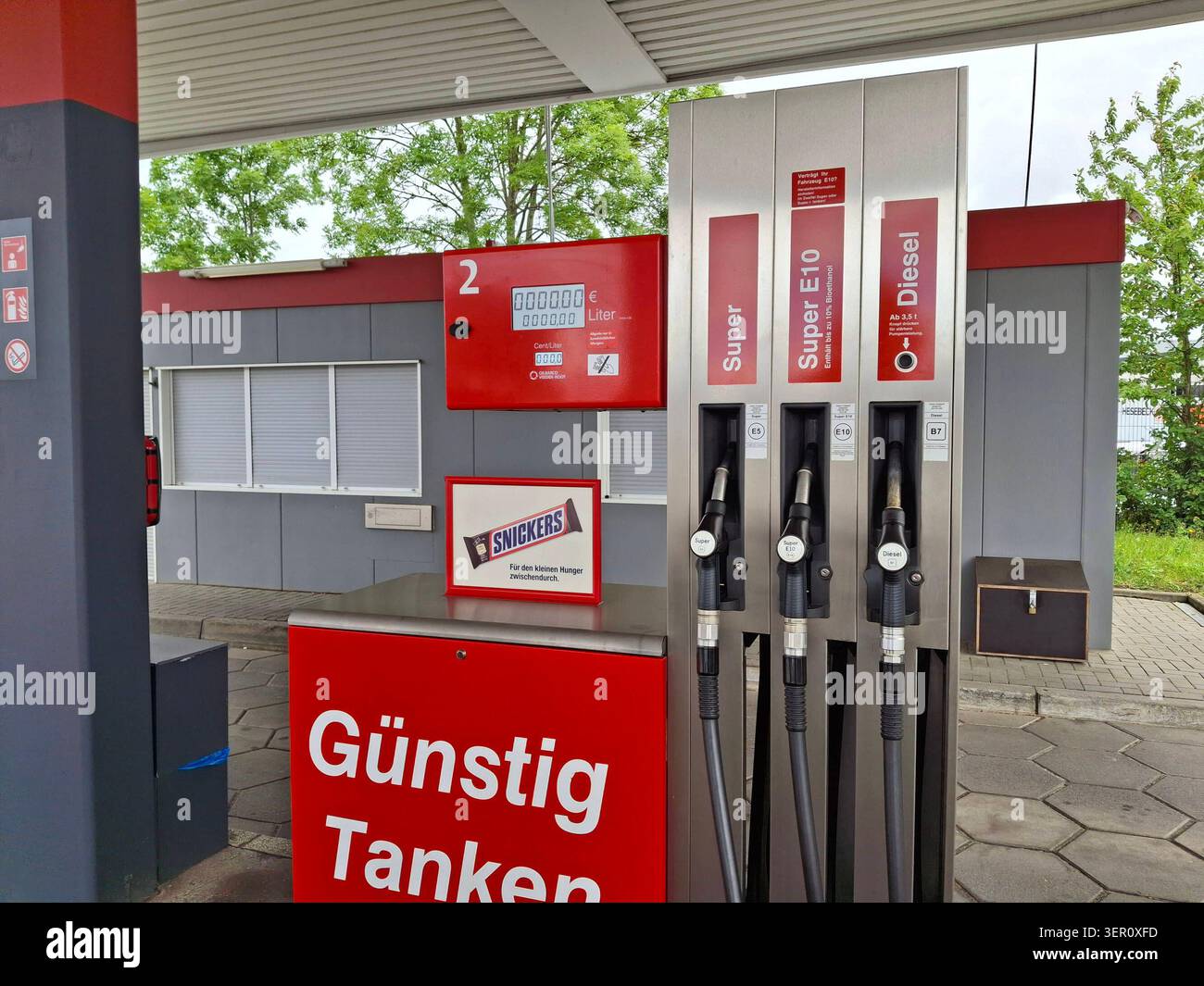 Stockbilder 06/2026 Tanksäule Hamburg Hamburg Deutschland *** Stock ...