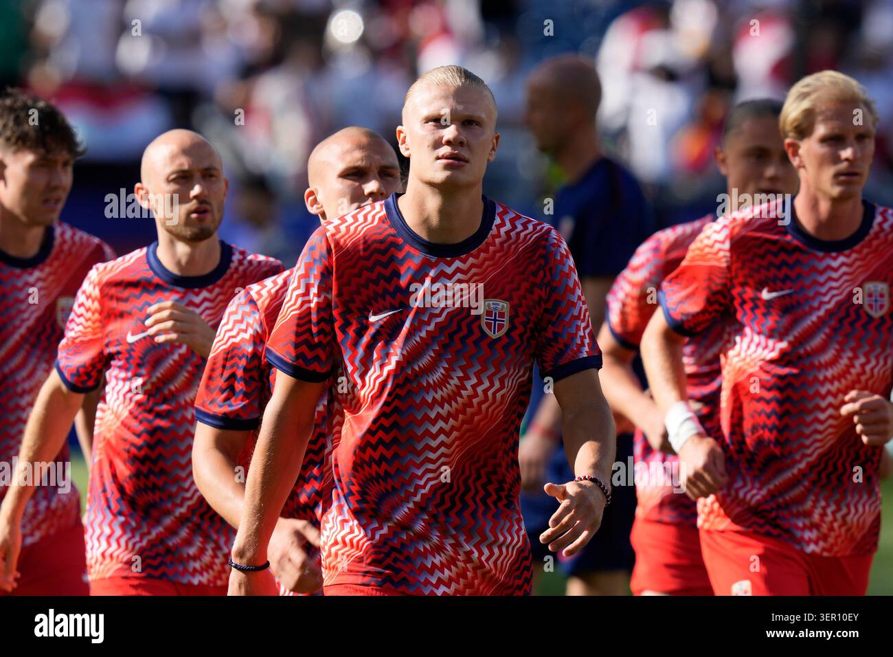 Norway's Erling Haaland, center, warms up prior to the World Cup Group ...