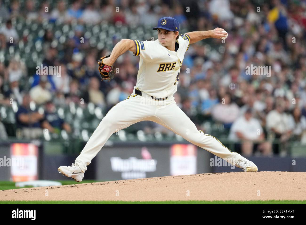 Milwaukee Brewers' Robert Gasser pitches during the first inning of a ...
