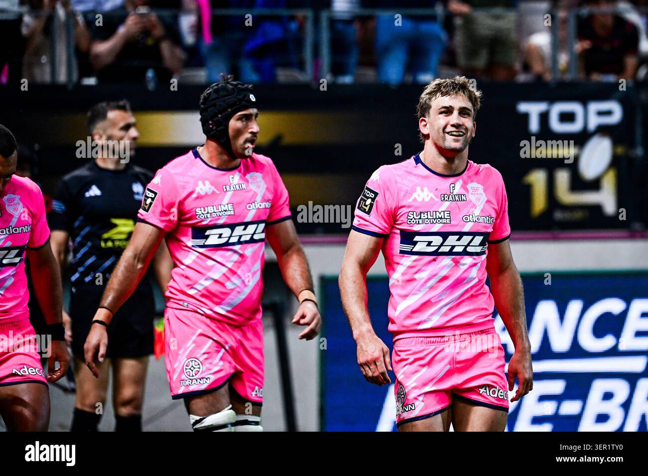 Jeremy WARD of Stade Francais celebrates his try during the Top 14 ...
