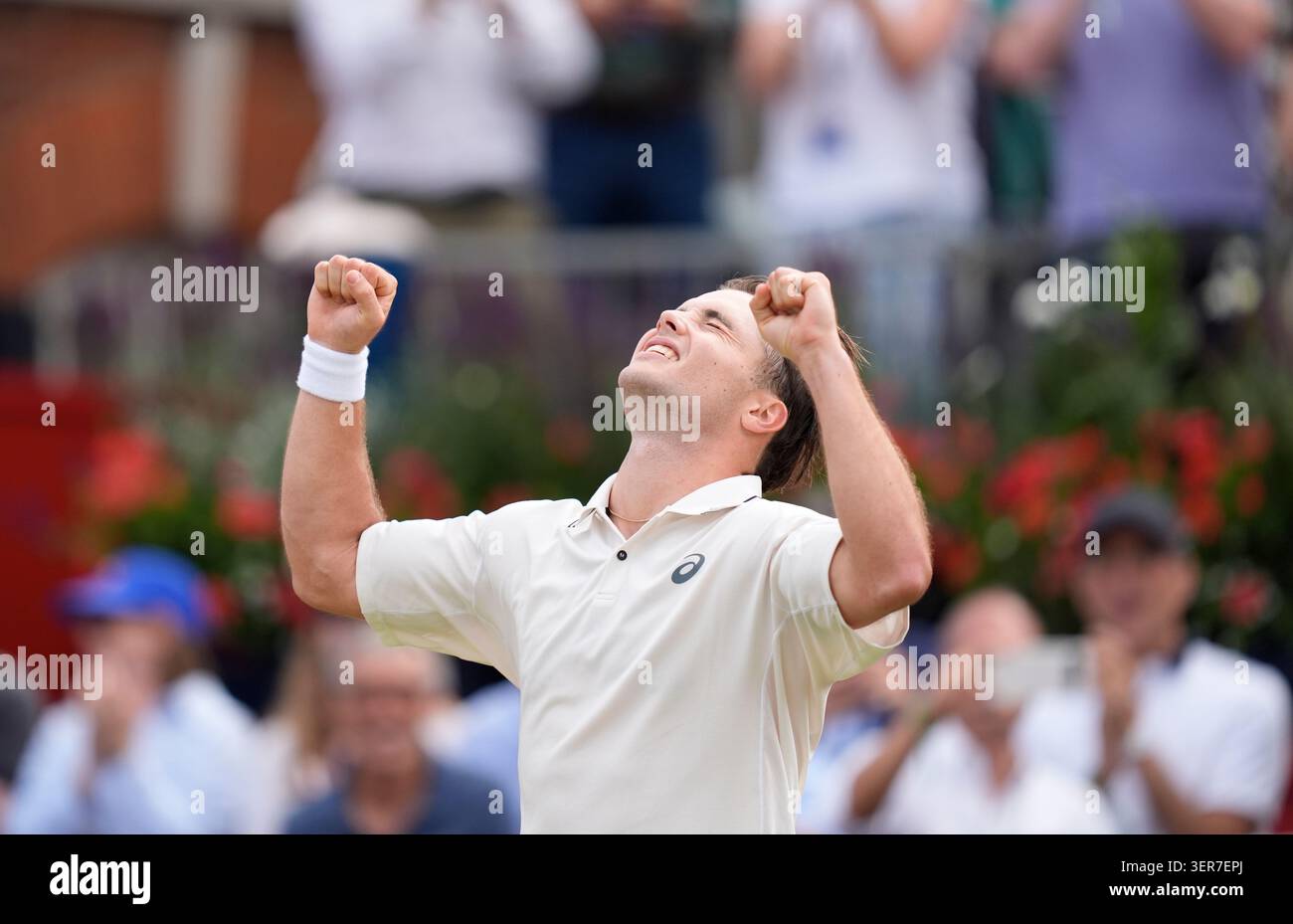 Arthur Fery of Great Britain celebrates winning his match against ...