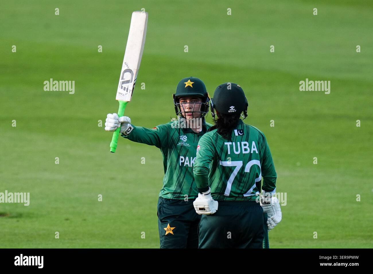 Fatima Sana of Pakistan celebrates reaching her half century during ...