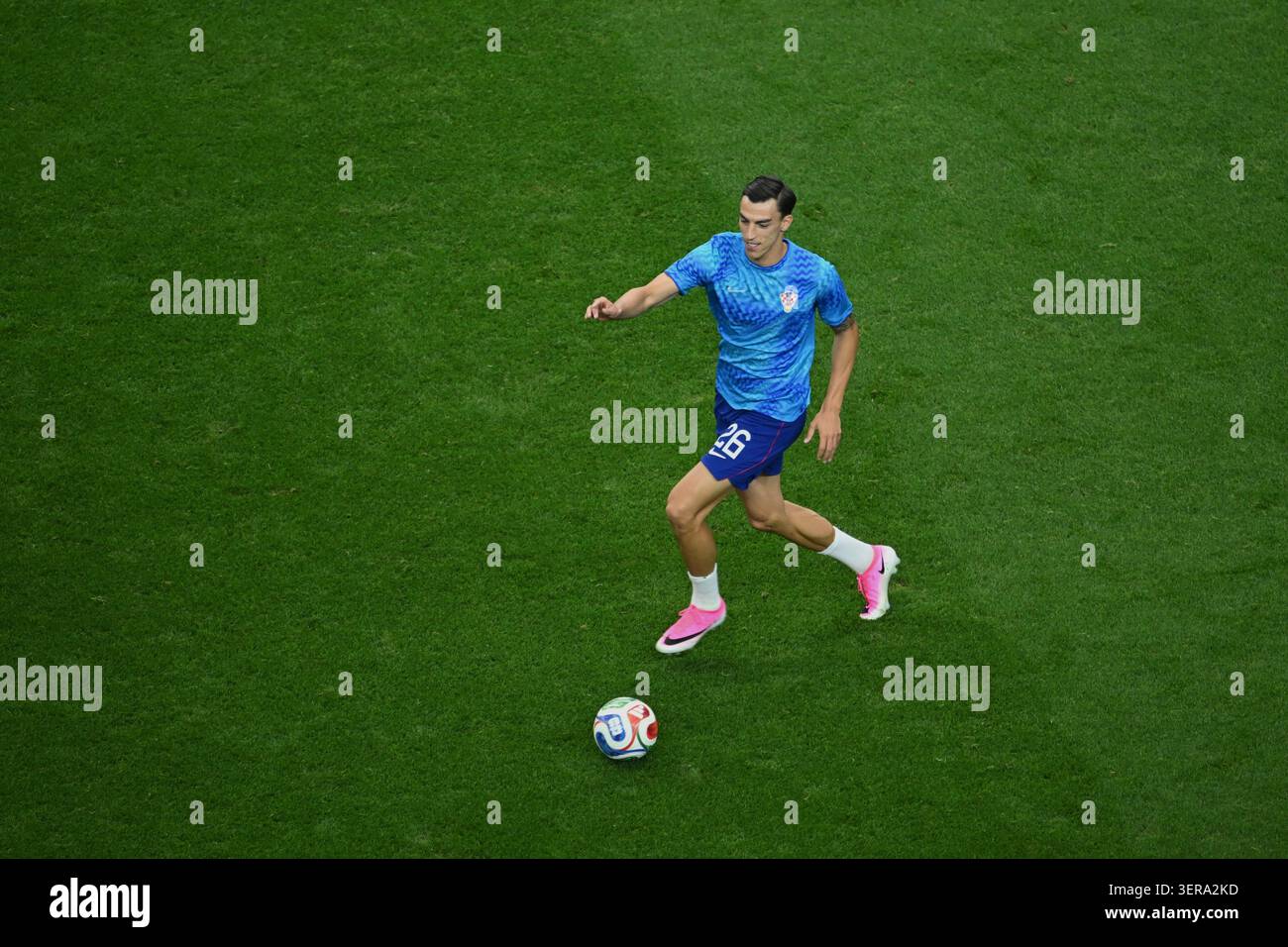 Croatia's Petar Musa (26) warms up before the start of the World Cup ...