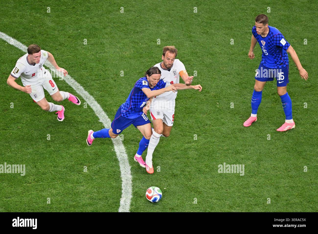 Croatia's Luka Modric (10) , center left, battles for the ball with ...