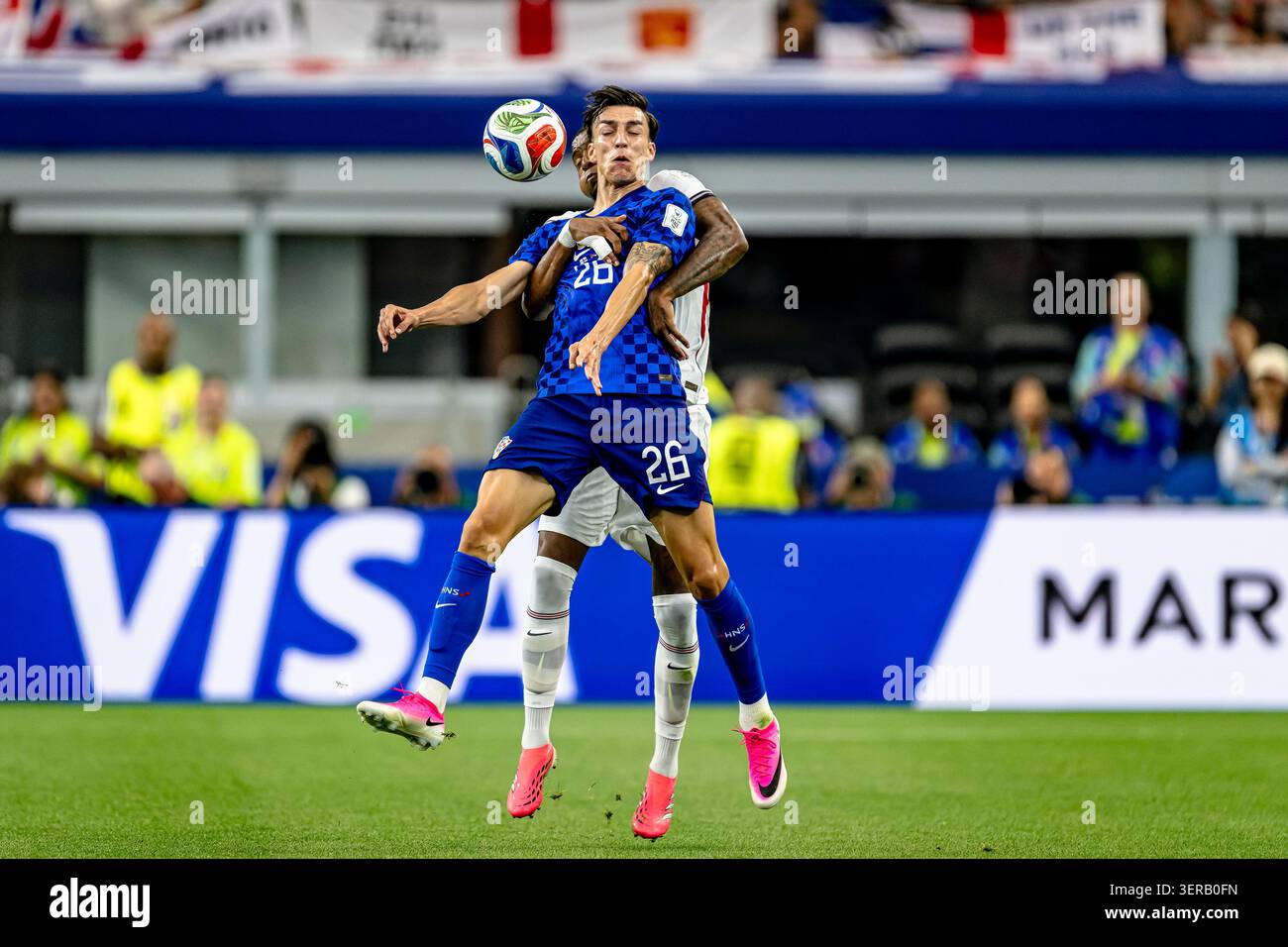 DALLAS - (lr) Petar Musa of Croatia and Ezri Konsa of England during ...