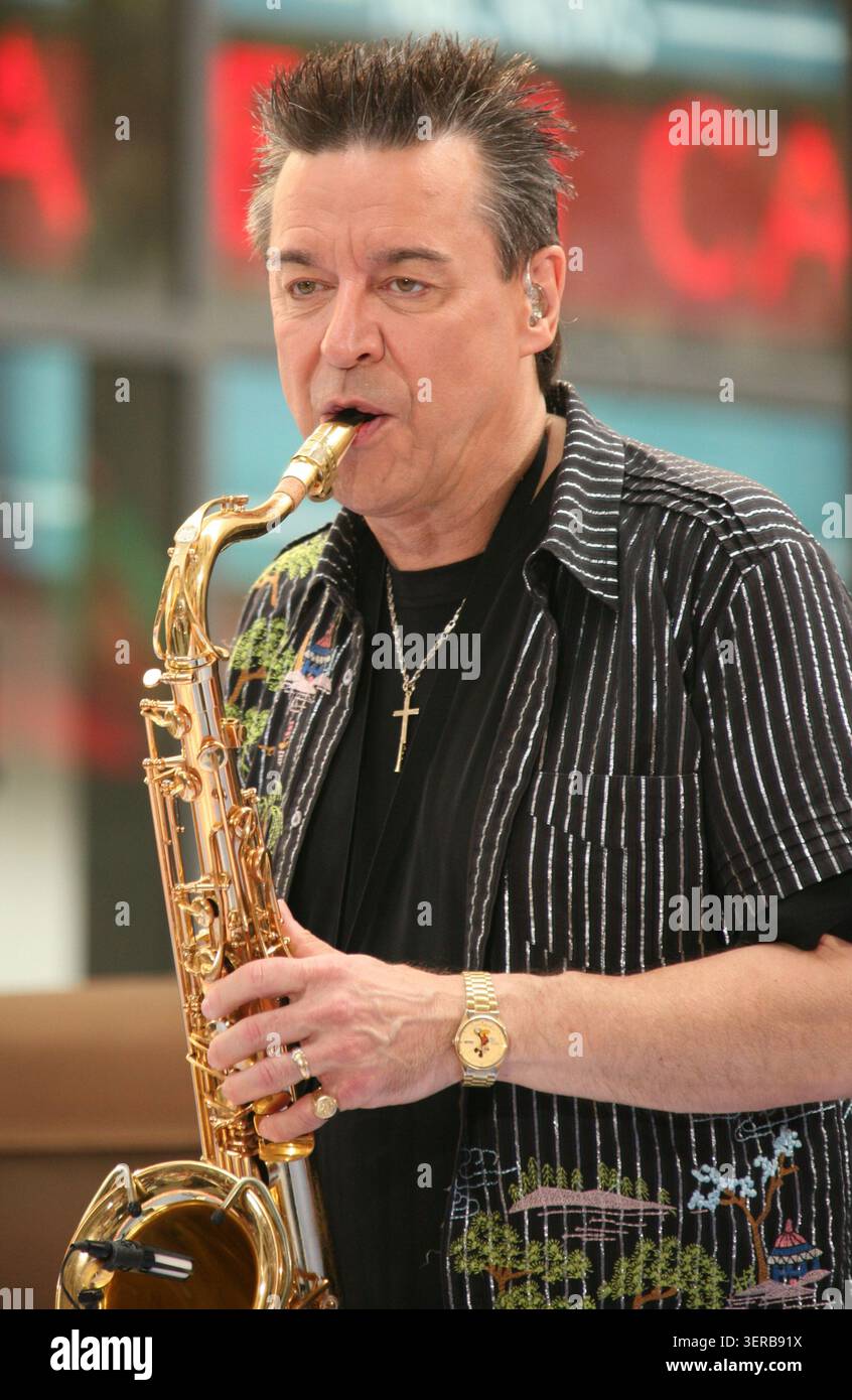 Walter Parazaider of Chicago performing on NBC's "Today" Show Toyota ...