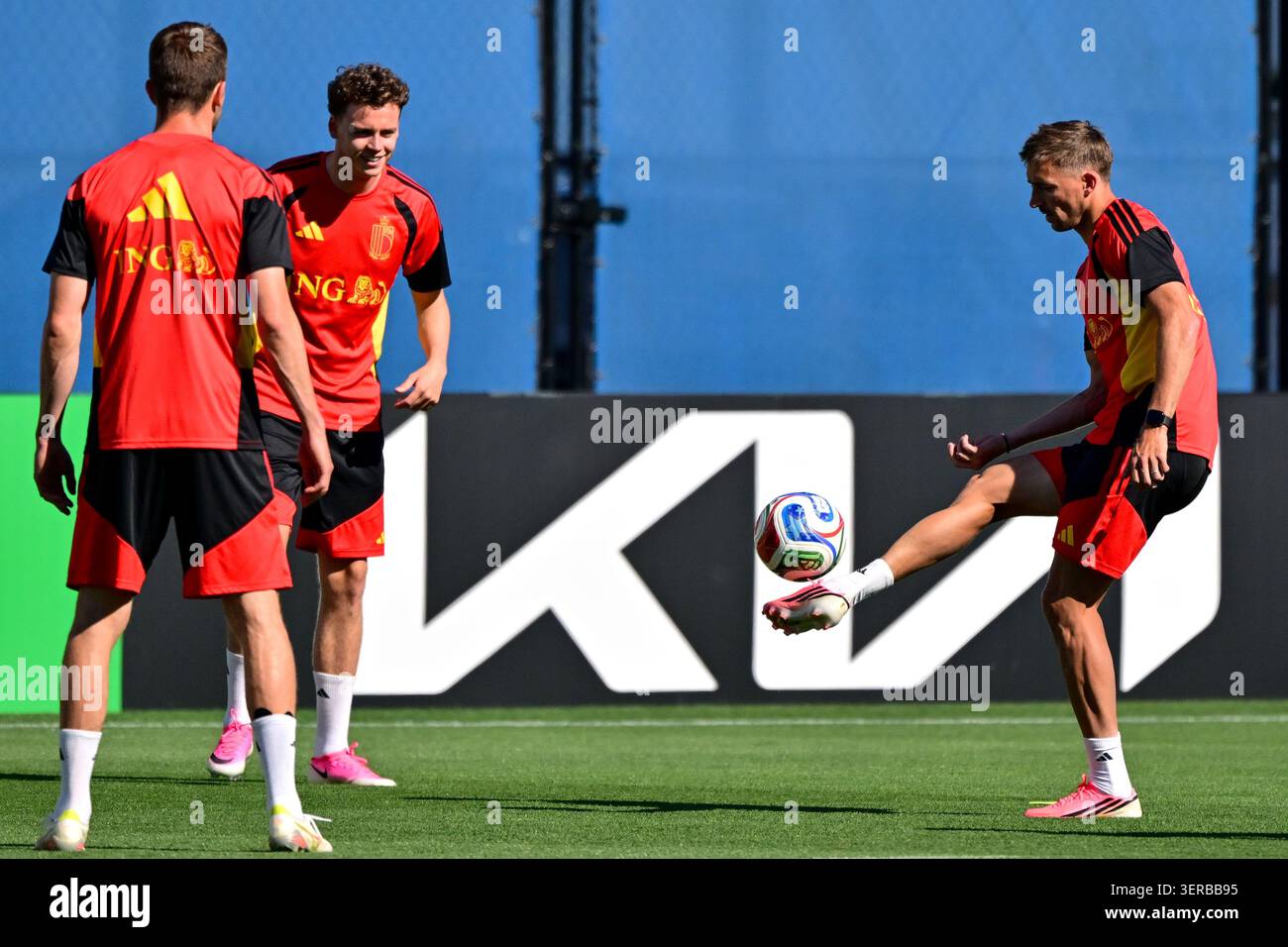 Belgium's Timothy Castagne pictured during a training of Belgian ...