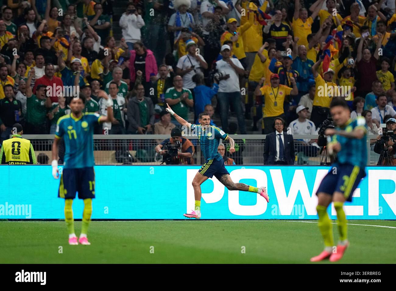 Colombia's Daniel Munoz (2) celebrates after scoring his side's opening ...