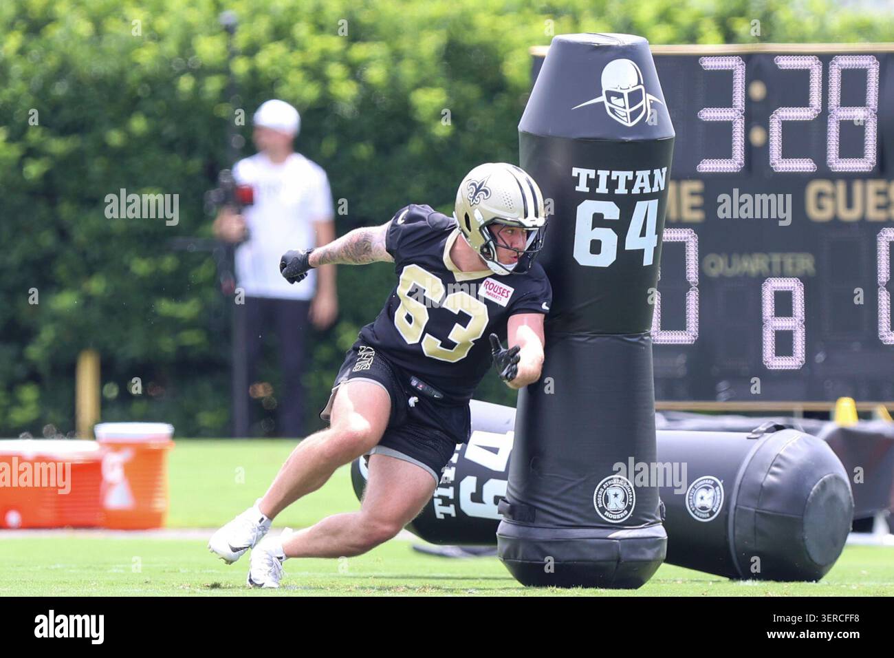 Defensive end Michael Heldman (63) participate in a pass rush drill ...