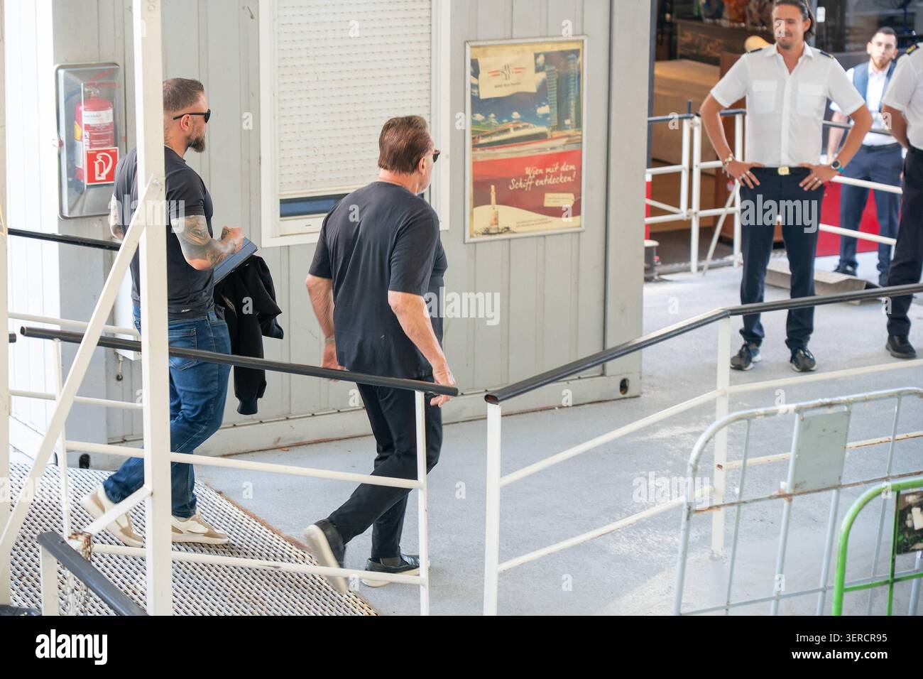 Arnold Schwarzenegger takes a “Boat Trip City Cruise” on the Danube ...
