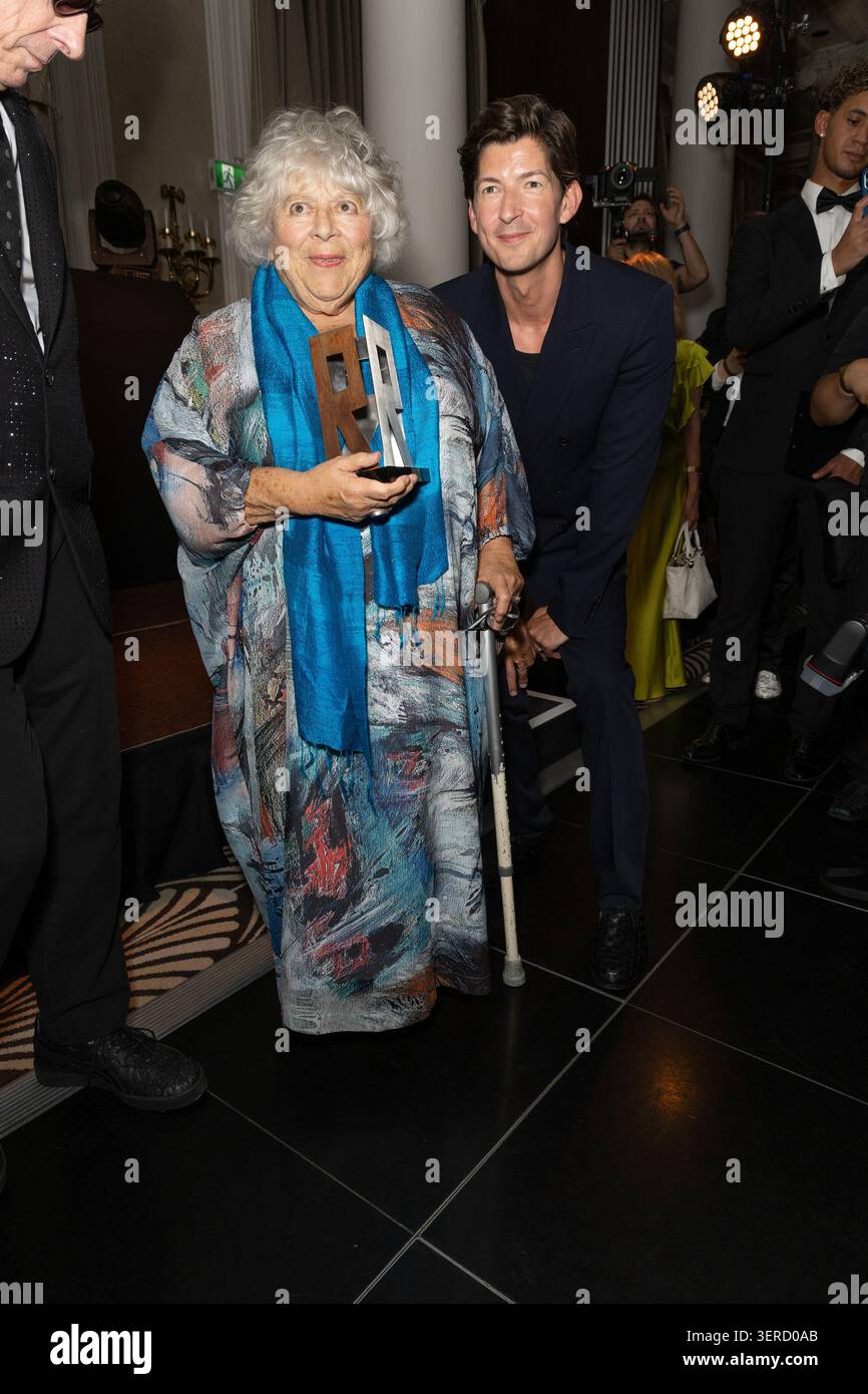 Miriam Margolyes and Lee Knight seen posing with the Raindance Icon ...