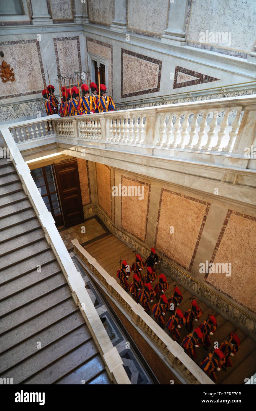 Swiss Pontifical Guards march ahead of the arrival of Peru's interim ...