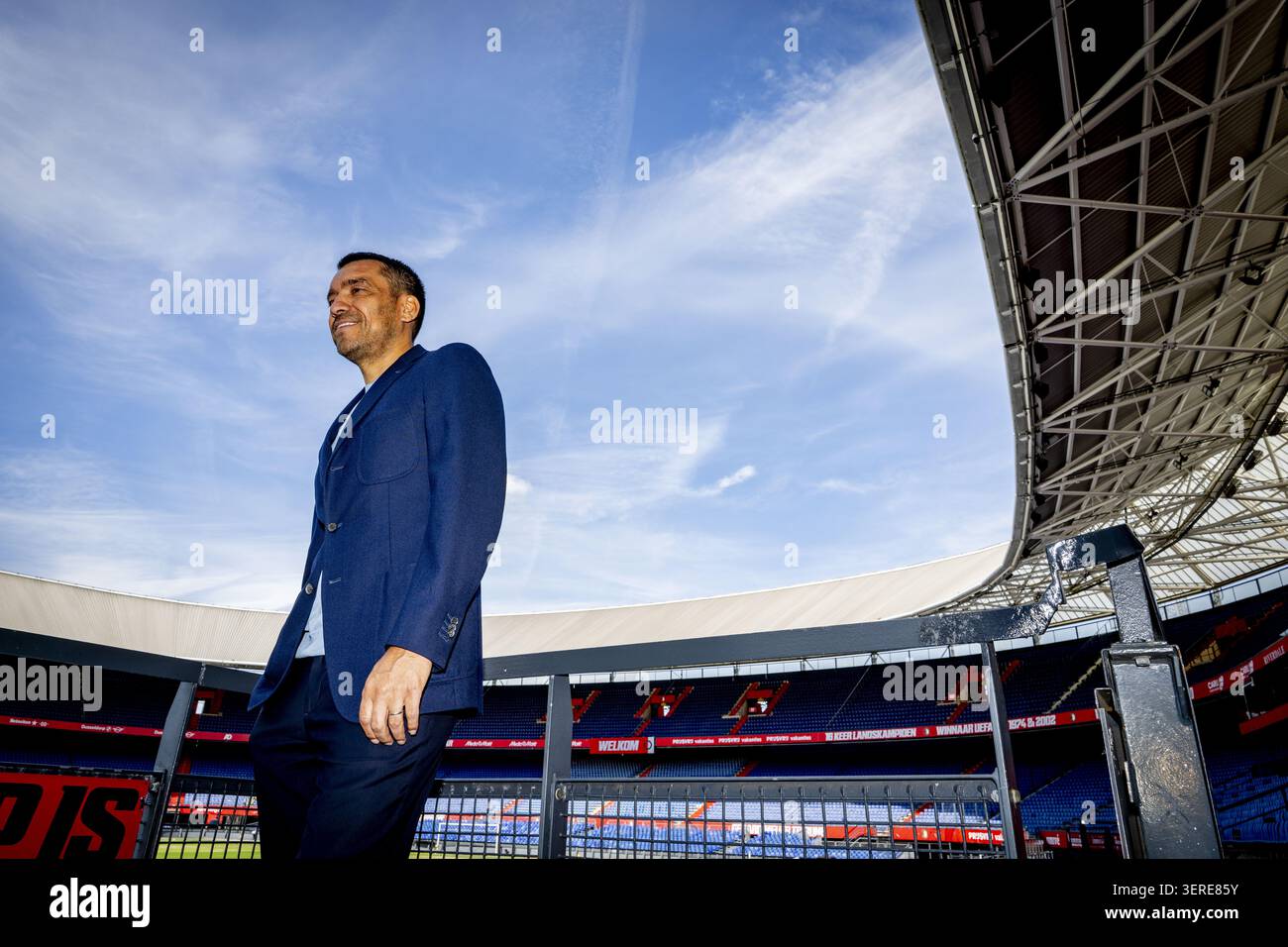 ROTTERDAM - Feyenoord's new head coach Giovanni van Bronckhorst at De ...