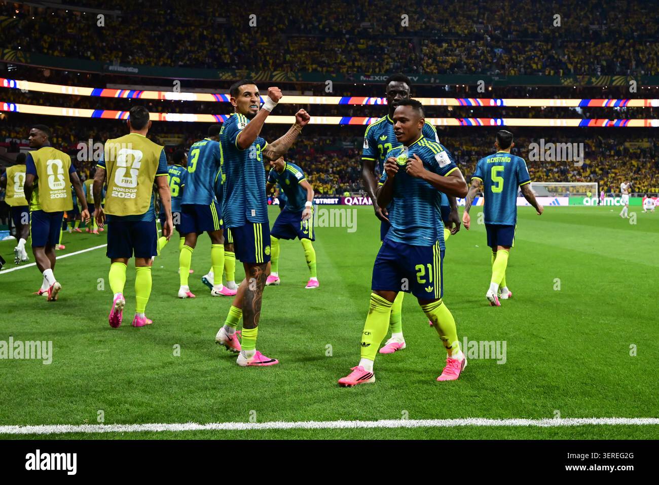 Davinson SANCHEZ, Daniel MUNOZ and Jaminton Campaz of Colombia ...