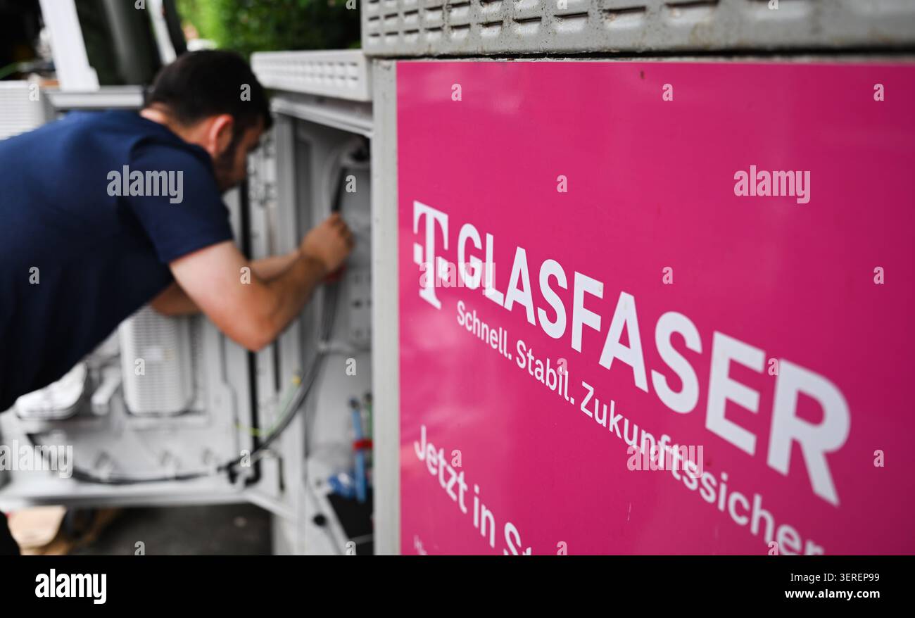Stuttgart, Germany. 17th June, 2026. At a Deutsche Telekom construction ...