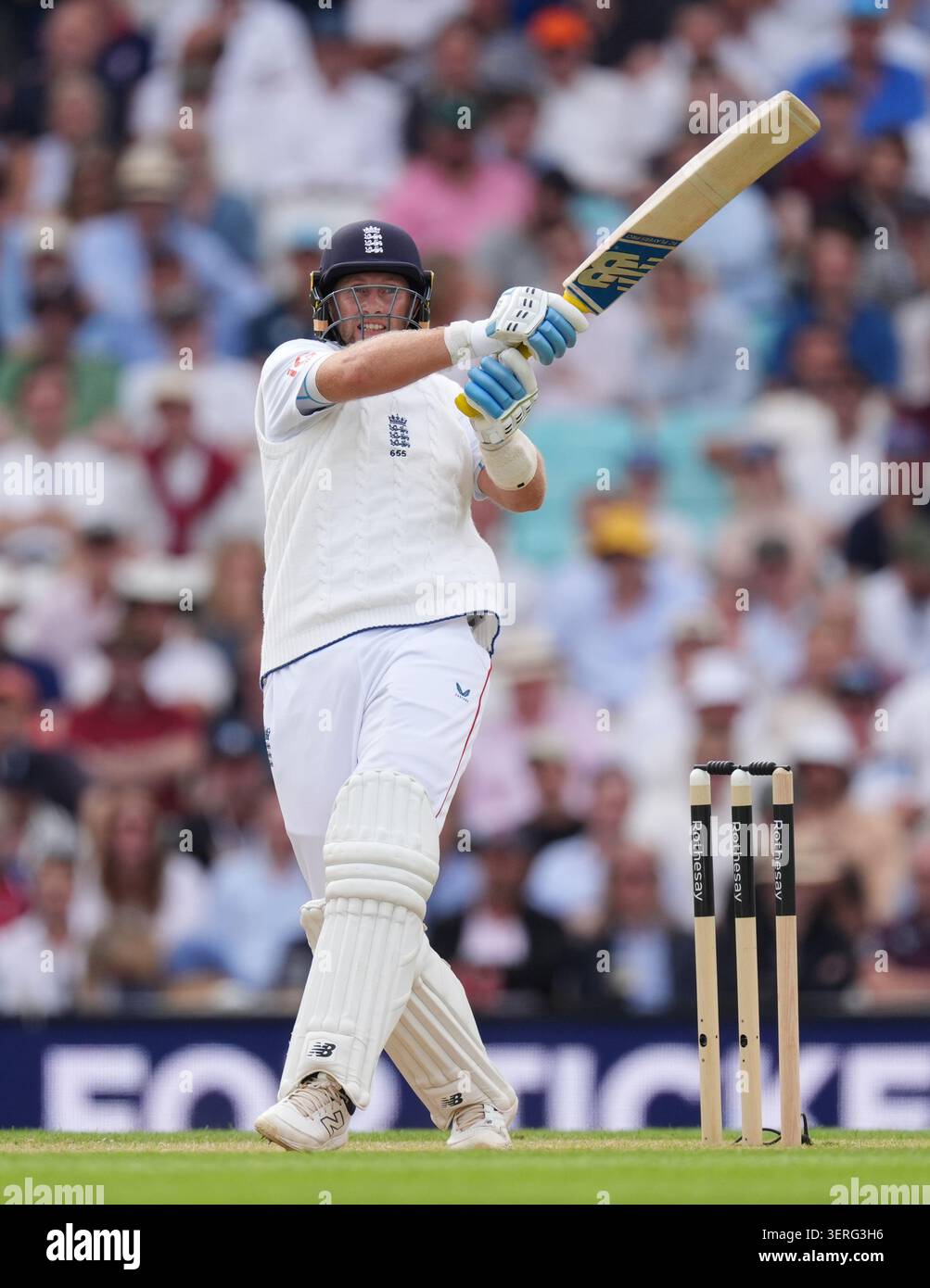 England's Joe Root on day two of the Second Rothesay Test at The Kia ...