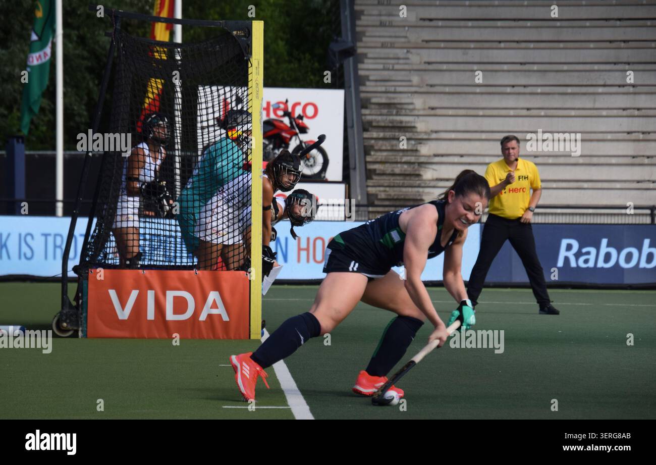 Ellen Curran (14 Ireland) taking corner during the FIH Pro League game ...