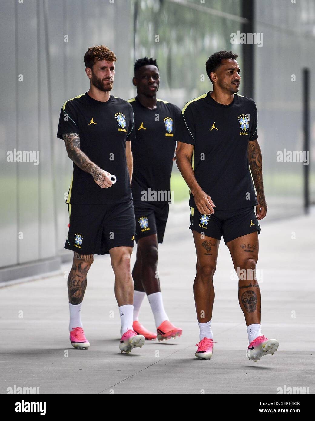 Leo Pereira, Luiz Henrique, and Danilo enter training at their New ...