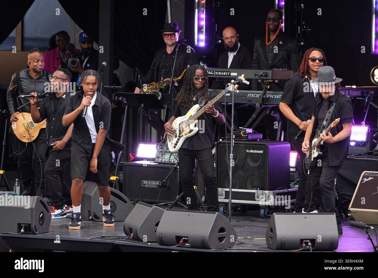 Local artists perform with Eddie Vedder during the dedication ceremony ...