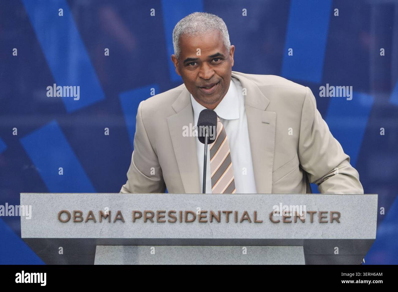 Martin Nesbitt speaks during the dedication ceremony for the Obama ...