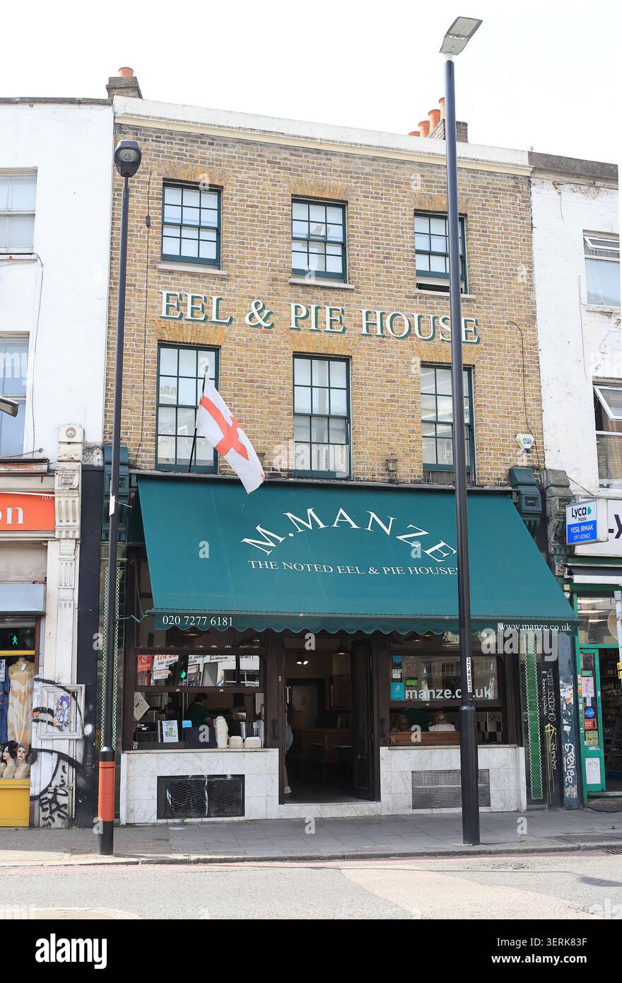 M. Manze's Eel & Pie House, serving traditional pie, mash & eels, on ...