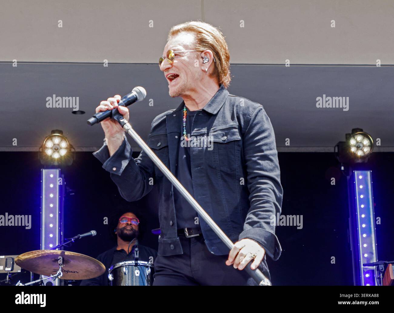 Bono performs at the grand opening for the Obama Presidential Center in ...