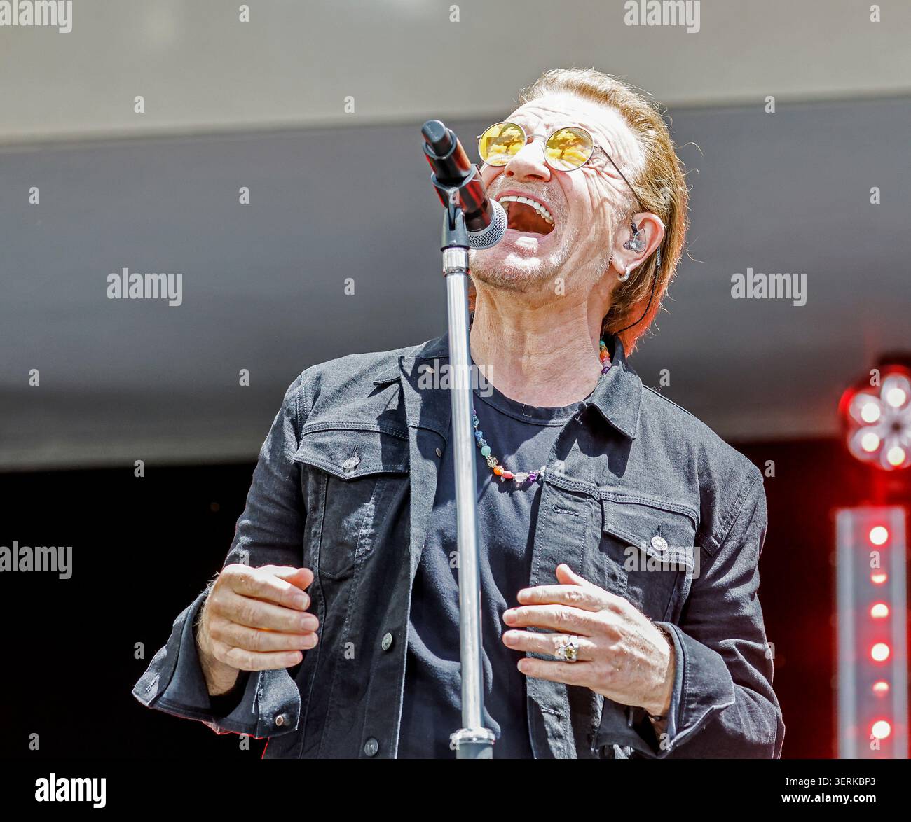 Bono performs at the grand opening for the Obama Presidential Center in ...