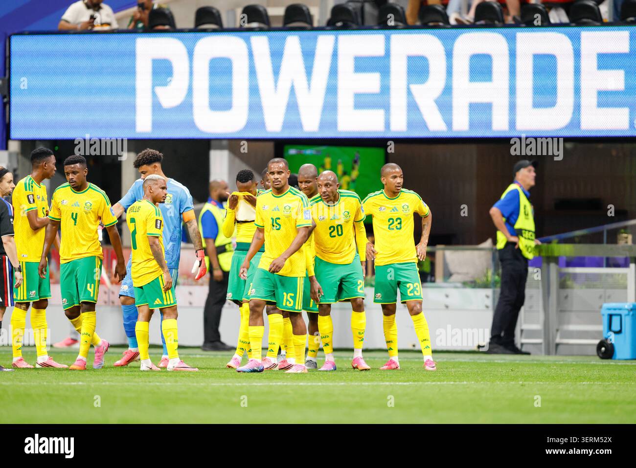 South Africa takes a hydration break during the World Cup Group A ...