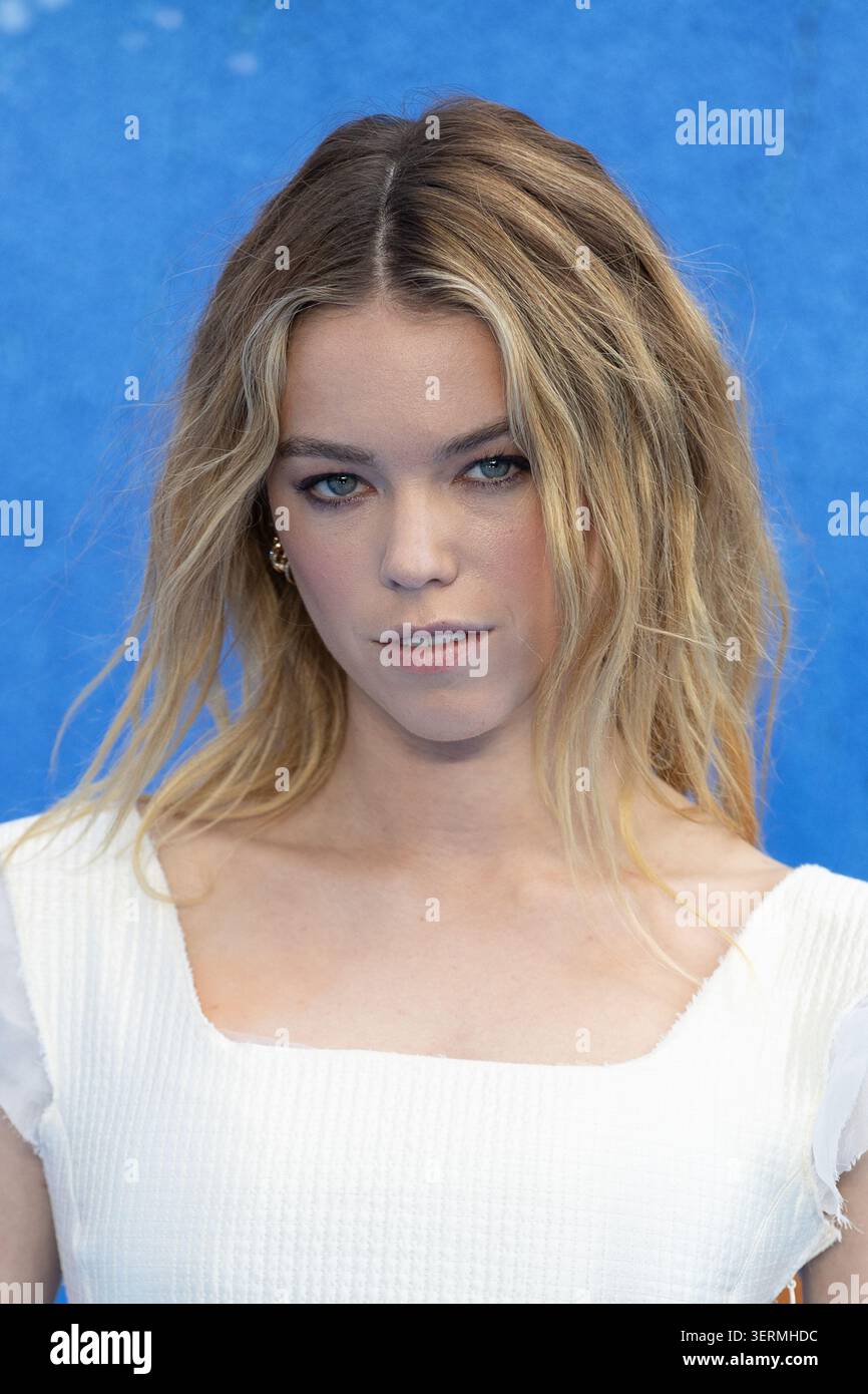 Milly Alcock attends the UK Sneak Peak Fan Event for SUPERGIRL at ...