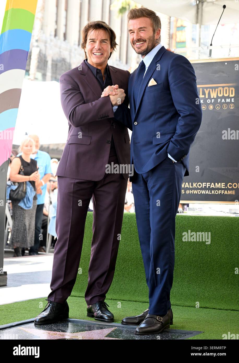 Actor Tom Cruise poses with honoree David Beckham on his Star On The ...