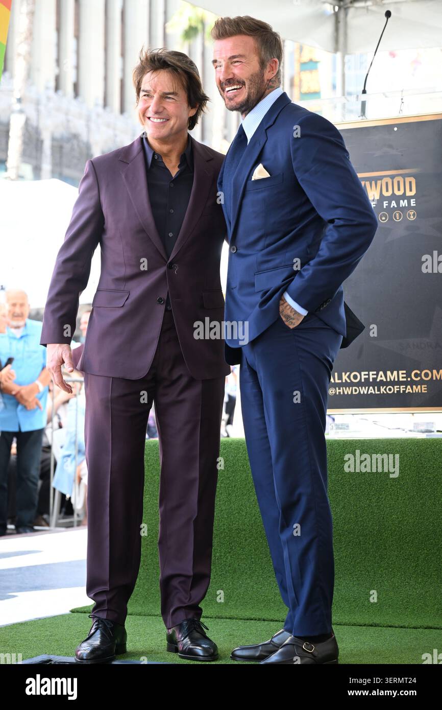 Actor Tom Cruise poses with honoree David Beckham on his Star On The ...